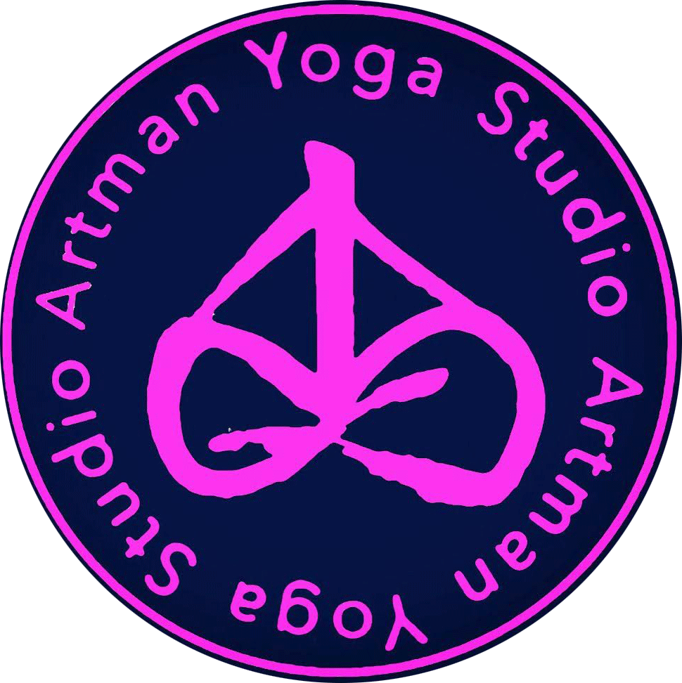 インストラクター – Artman Yoga Studio